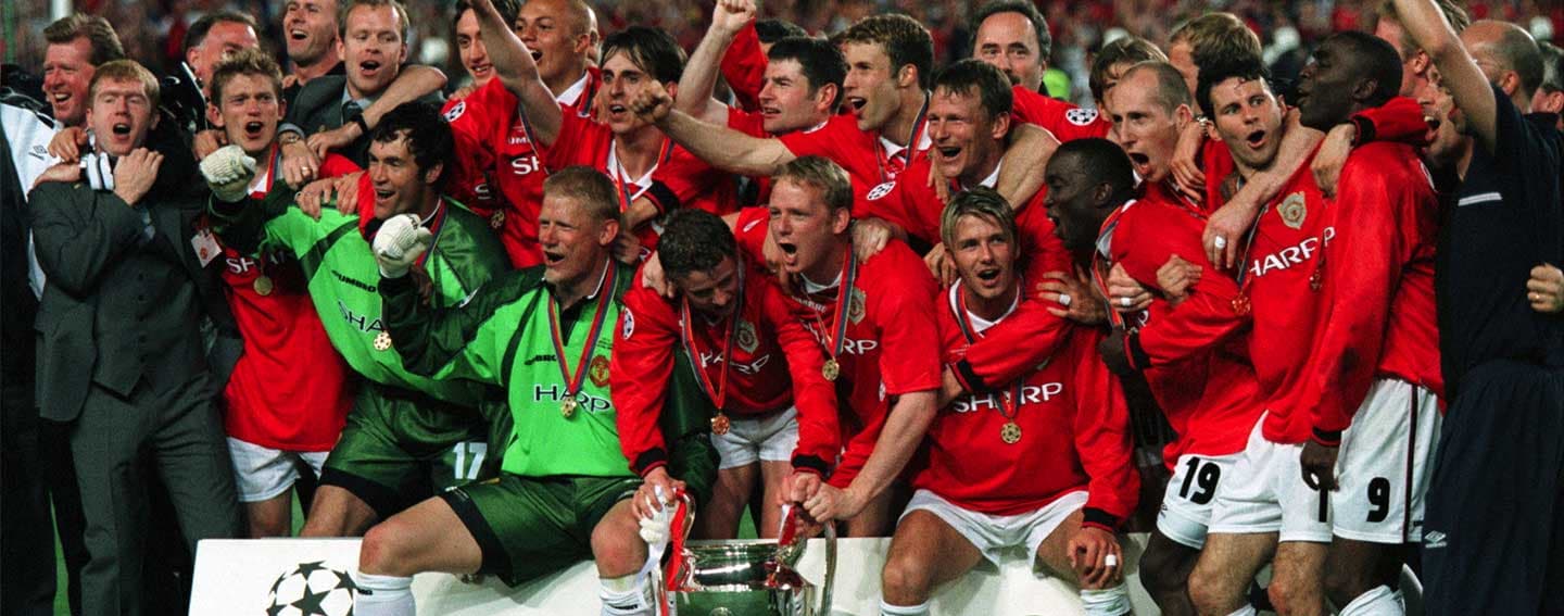Manchester United Kit History