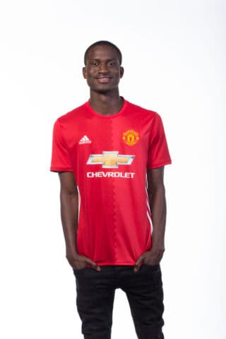 do nike soccer jerseys run big or small