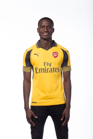 do nike soccer jerseys run big or small