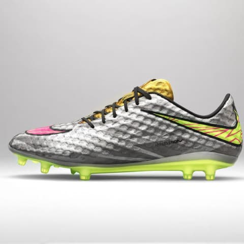 nike hypervenom studs