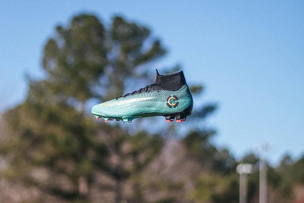 how to draw cr7 shoes