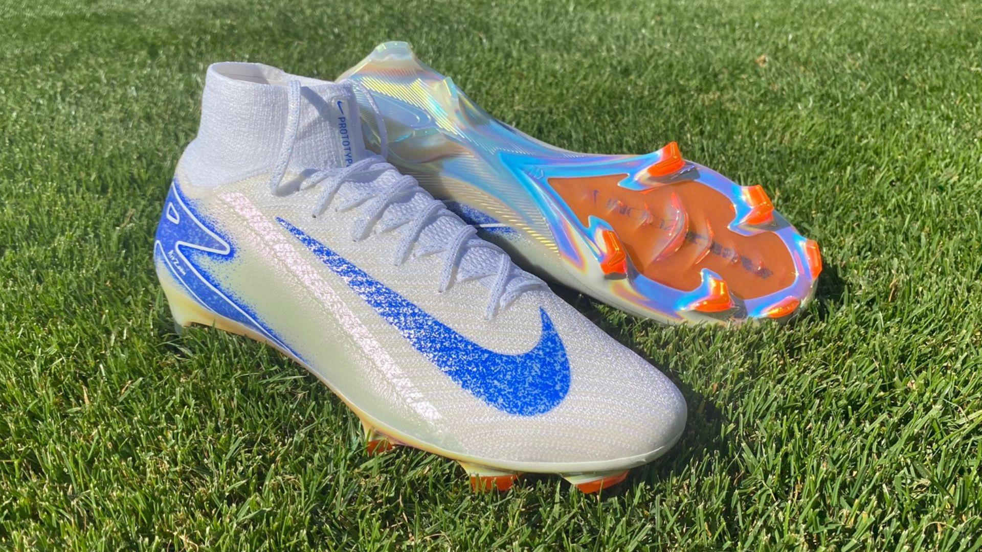 nike soccer cleats coloring pages